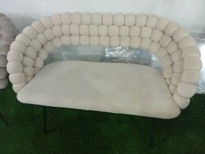 LUXY Metal 3 Seater | Makro