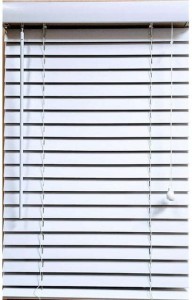 Homestar Cord Drawn Venetian Blind | Makro