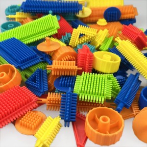 RGS Group Bristle Blocks 100pc Stackers & Sorters | Makro