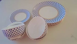 Kgaka Kgolo Luxury Home Pack of 12 Porcelain Russian Porceline Dinner ...