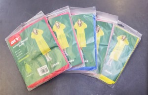 DIY Raincoat Pack of 6 Solid Unisex Raincoat | Makro
