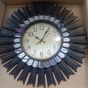 Generic Analog 50 cm X 50 cm Wall Clock | Makro